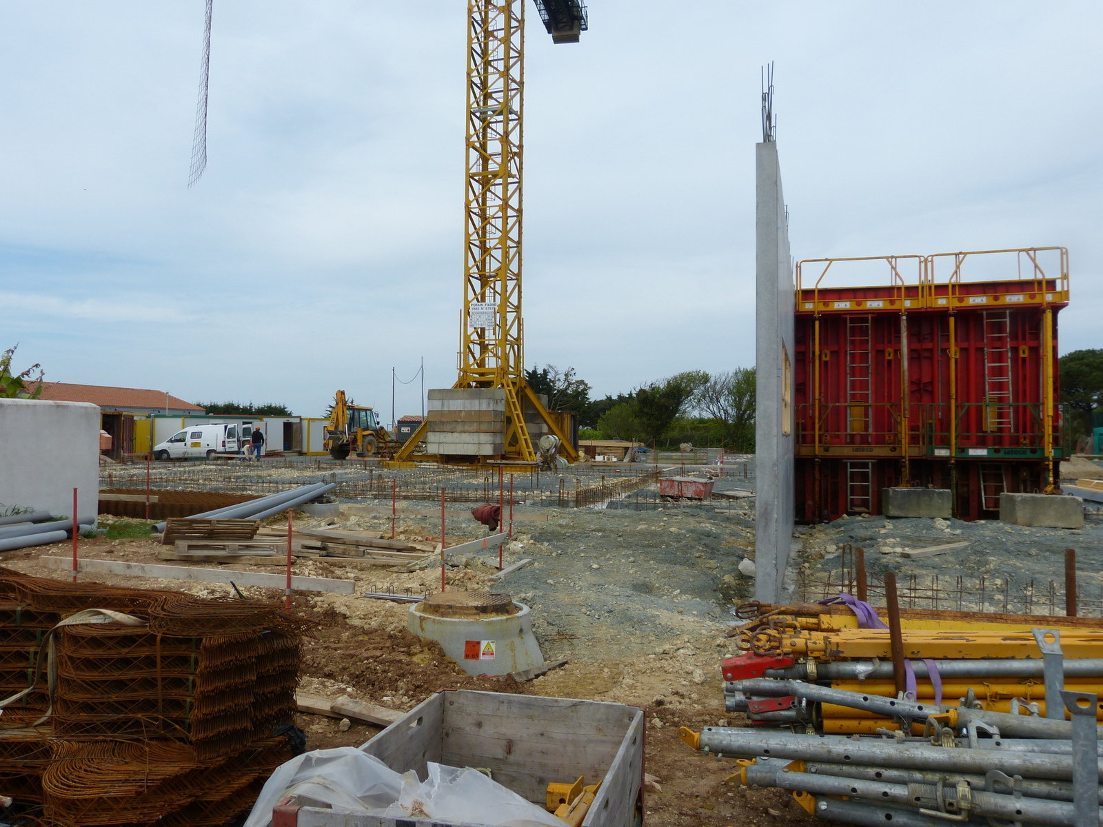 Loix – Futur complexe sportif – Chroniques ordinaires des petits ...